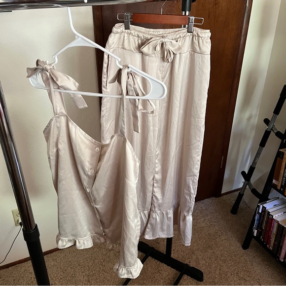Pretty Plum Sugar | Intimates & Sleepwear | Plum Pretty Sugar Cream ...